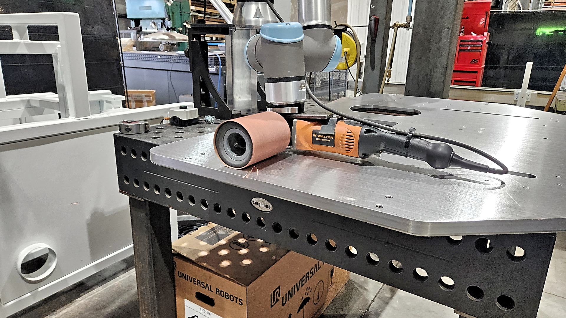 Robot Polishing Cell Automation | Ideal Machine