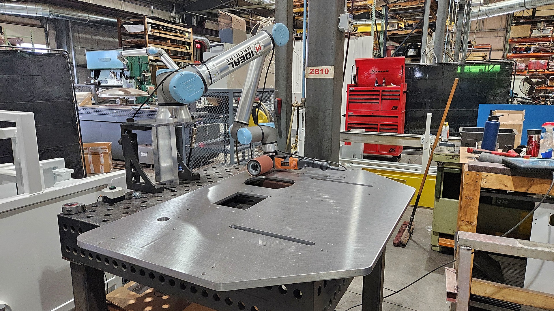 Robot Polishing Cell Automation | Ideal Machine